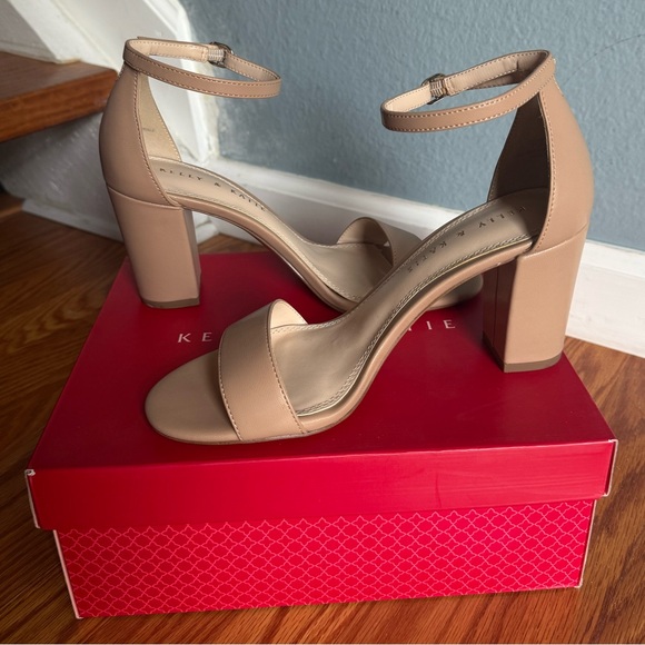 Kelly & Katie | Shoes | Kelly Katie Hailee Sandal | Poshmark